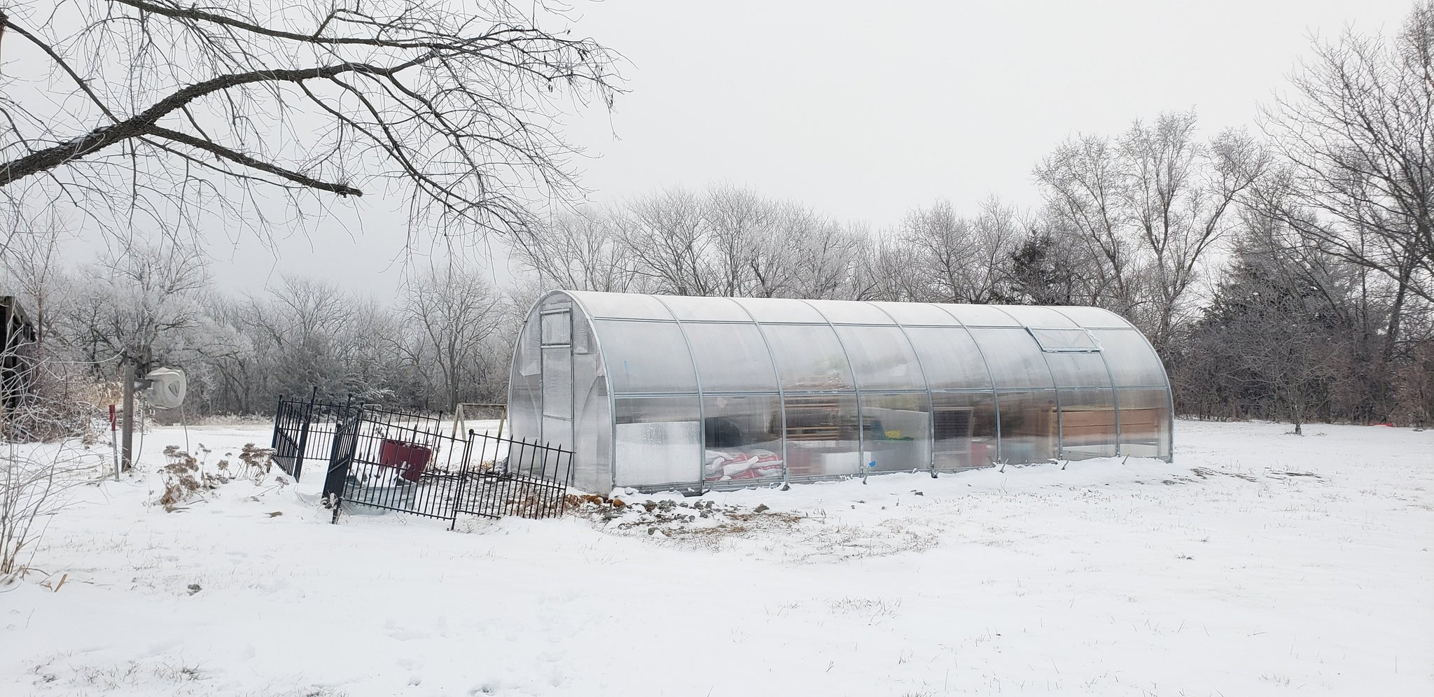 Sigma 26 Backyard Greenhouse Kits for Sale - Heavy Duty Greenhouses